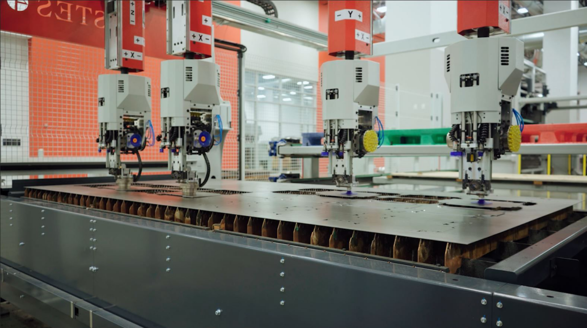 MINDS ON MANUFACTURING PODCAST - MC Machinery